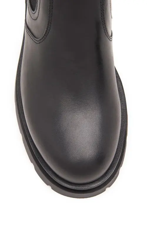 NEROGIARDINI Lug Sole Chelsea Boot - Black