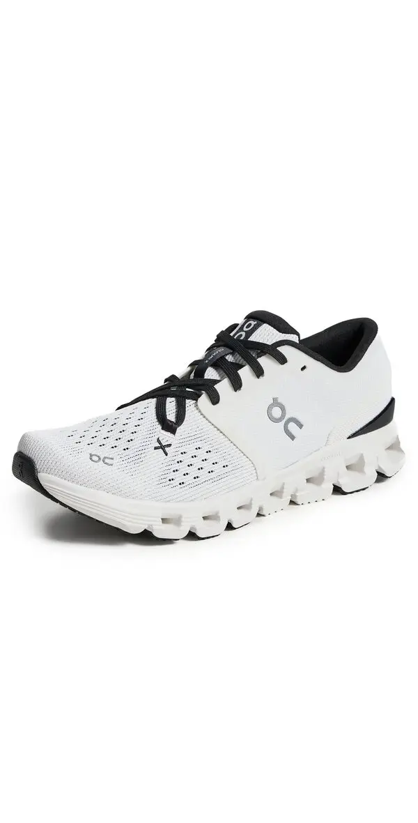 On Cloud X 4 Sneakers - Ivory/black