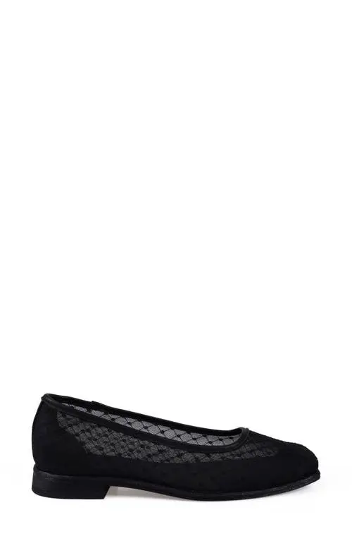 ARTISAN CRAFTED BY ZIGI Queenie Pumps