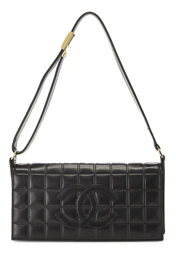 Chanel Leather Chocolate Bar Shoulder Bag - Black