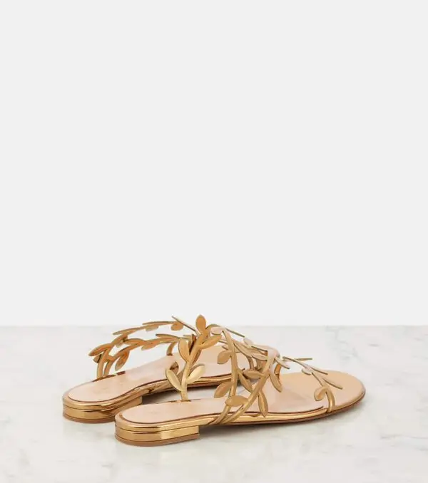 GIANVITO ROSSI Flavia Metallic Leather Slides - Gold