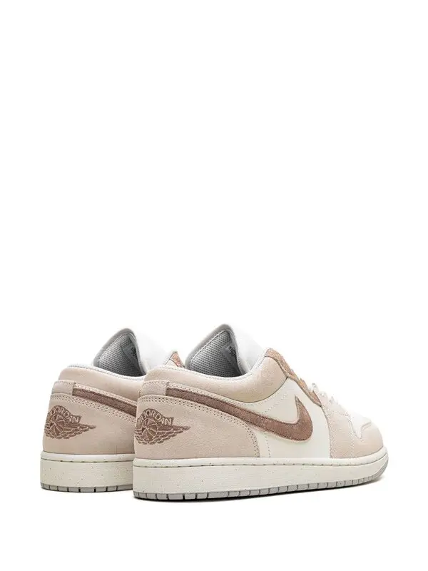 JORDAN Air 1 Low Sneakers