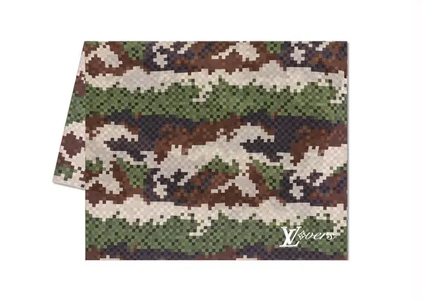 LOUIS VUITTON Lovers Damier Damoflage Stole - Green