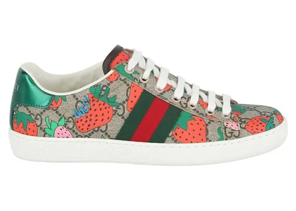 Gucci Gg Supreme Ace Strawberry Sneakers - Beige