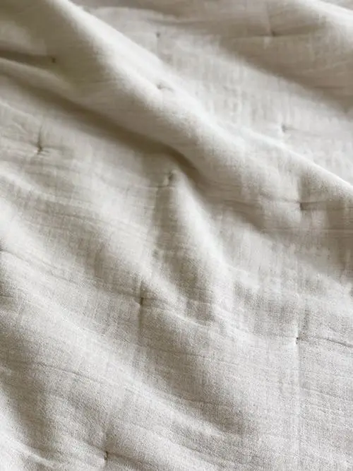 Anaya Easy Cotton Gauze Quilt & Pillow Set - Beige