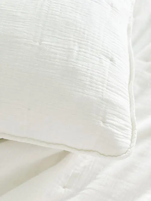 Anaya Easy Cotton Gauze Quilt & Pillow Set