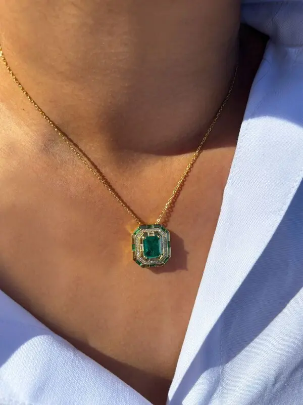 JUWELINA PARIS Byzantine Emerald Necklace
