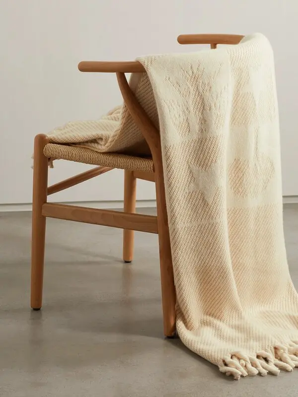 Loro Piana Fringed Logo-jacquard Cashmere Blanket - Neutrals