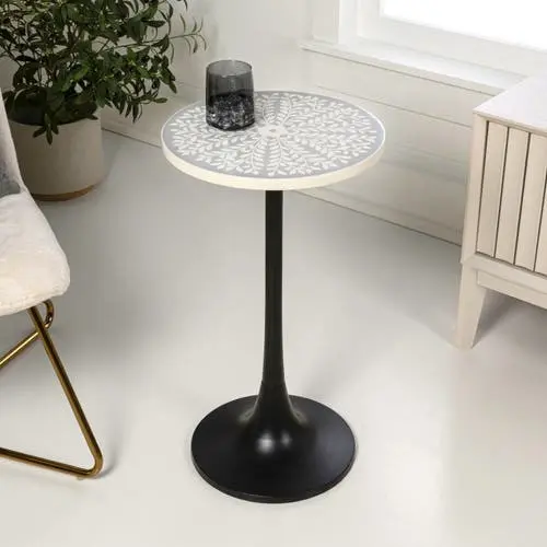JONATHAN Y Nysha Bohemian Round Aluminum Tulip Pedestal End Table