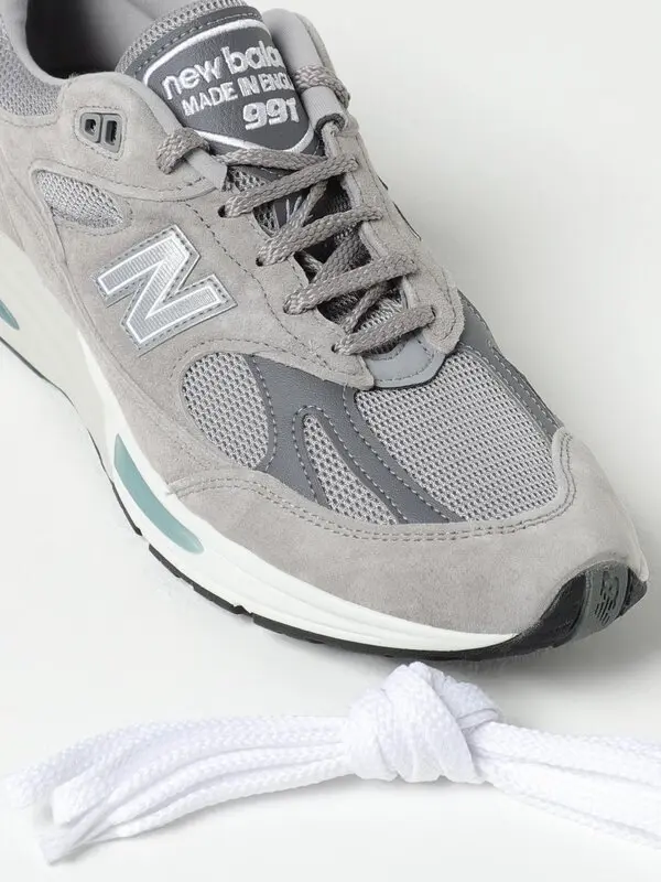 NEW BALANCE 991 Sneakers