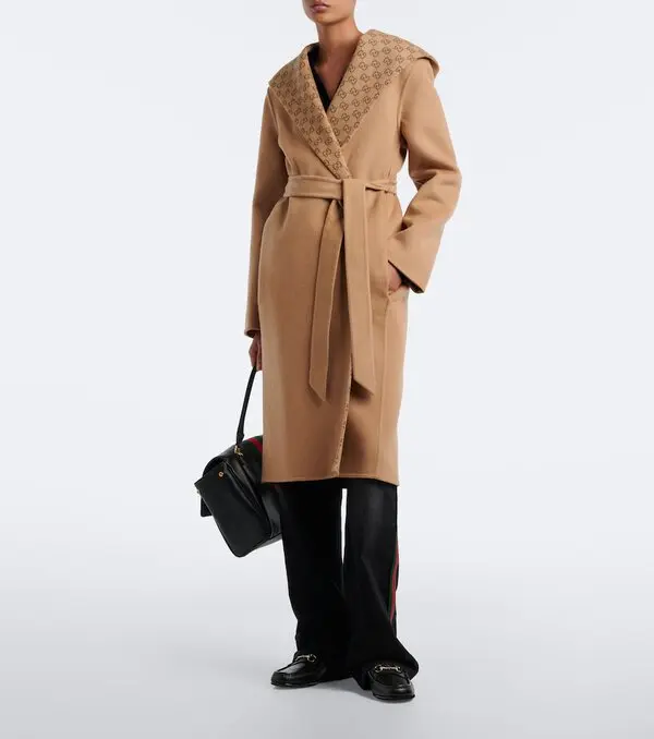 Gucci Gg Reversible Wool & Silk Coat - Beige