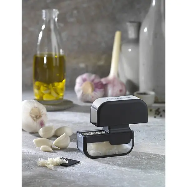 MICROPLANE Logo-embossed Stainless-steel Garlic Cutter 9cm