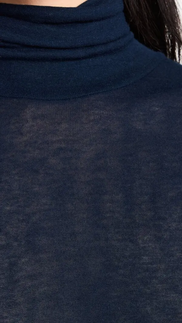 Sold Out NYC The Cashmere Turtleneck - Navy