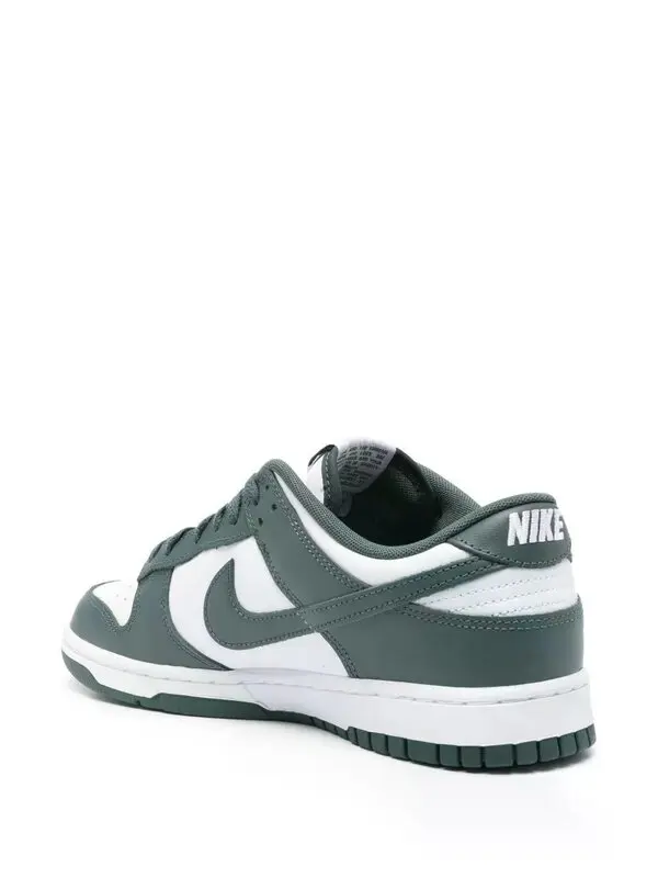 Nike Dunk Low Retro Sneakers - Green