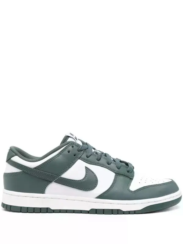 Nike Dunk Low Retro Sneakers - Green