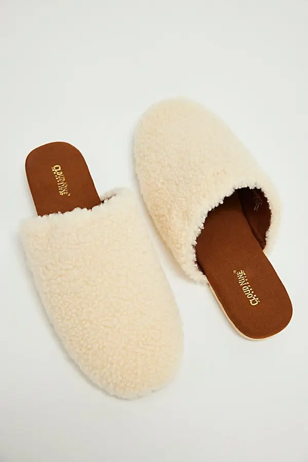 CLOUD NINE PAJAMAS Nora Slides