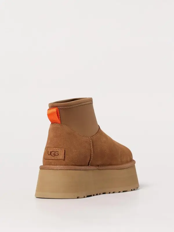 UGG Boots - Brown