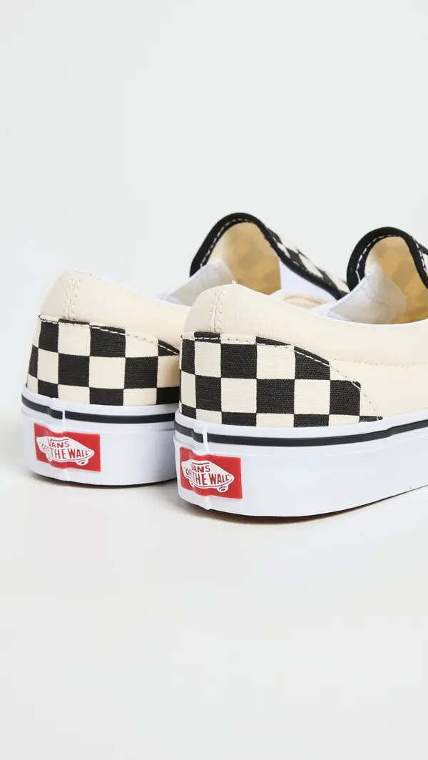 VANS Slip-on Sneakers