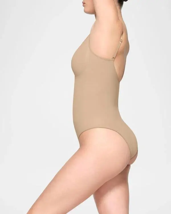 SKIMS Seamless Sculpt Brief Bodysuit - Clay