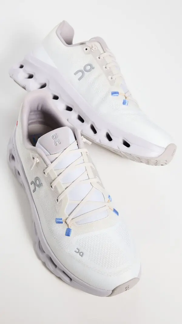 On Cloudtilt Sneakers