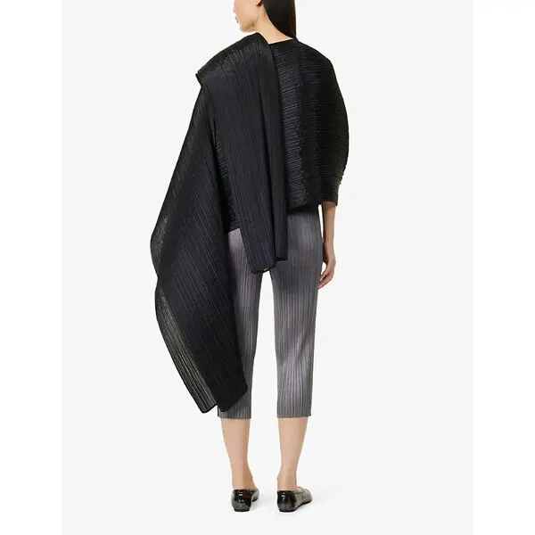 Issey Miyake Basic Madame-T Pleated Knitted Stole - Black