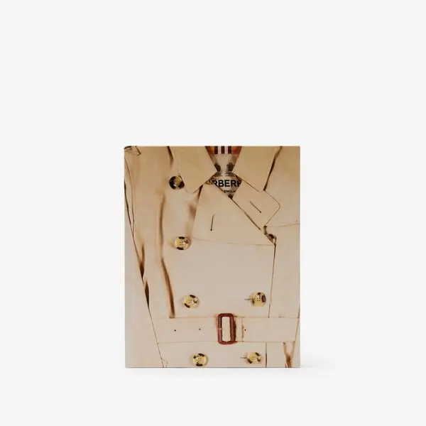 Burberry The Book