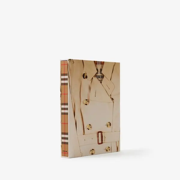 Burberry The Book