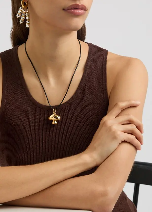 Timeless Pearly Mushroom Pendant Necklace