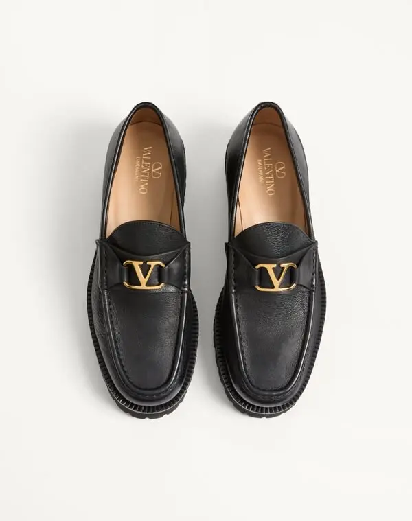 Valentino Garavani Vlogo Signature Buffalo Loafer - Black