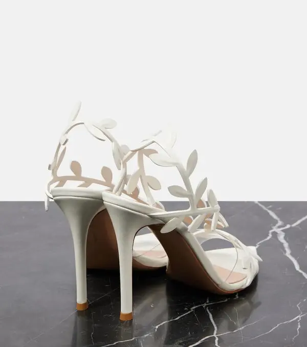 GIANVITO ROSSI Flavia 105 Leather Sandals - White