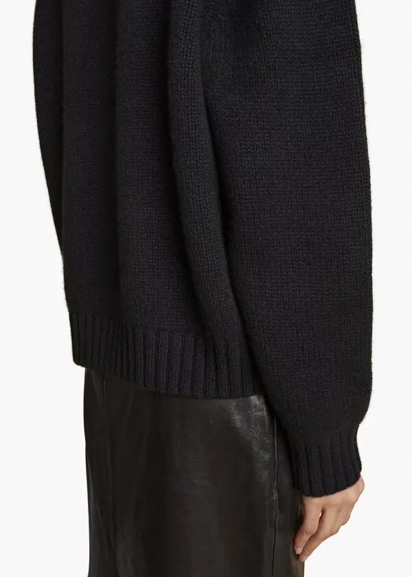 Khaite Mae Cashmere Pullover - Black