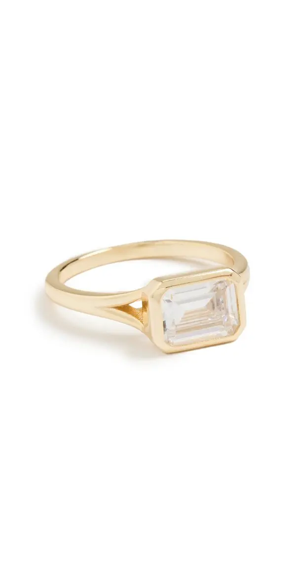 Shashi Emerald Cut Baguette Ring - Gold