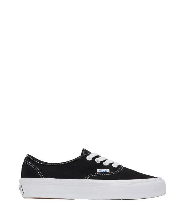 VANS Authentic Lace Up Sneakers - Black/white