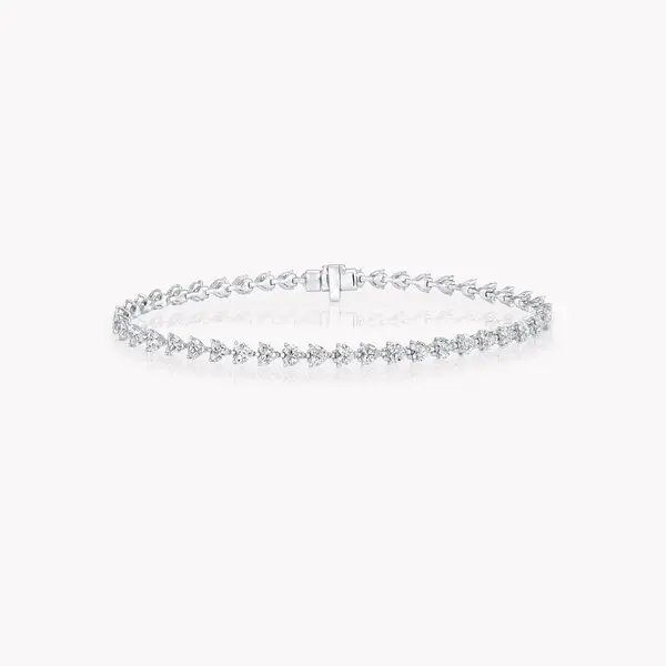 Graff Classic Heart Shape Diamond Bracelet - White Gold