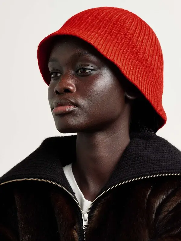 Arch4 Xander Ribbed Cashmere Bucket Hat