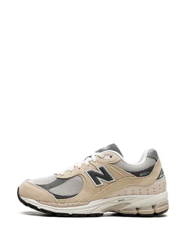 NEW BALANCE 2002r Sneakers