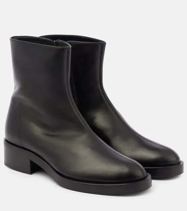 Co Leather Ankle Boots With Side Zip