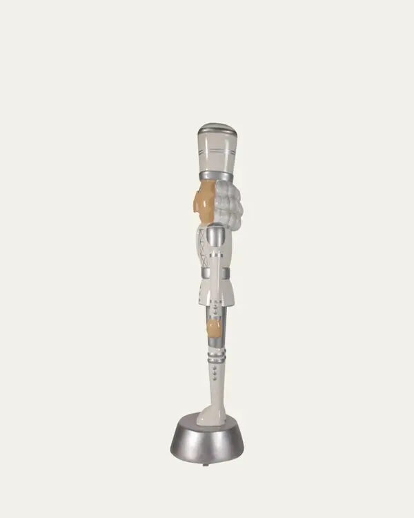 UNIVERSAL STATUES American Christmas Nutcracker, 6 Ft