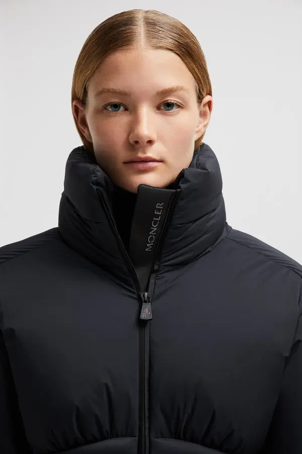 直営店●MONCLER●sarenne-ski スキー ダウン ジャケット Moncler Sarenne Down Ski Jacket - Black | Editorialist