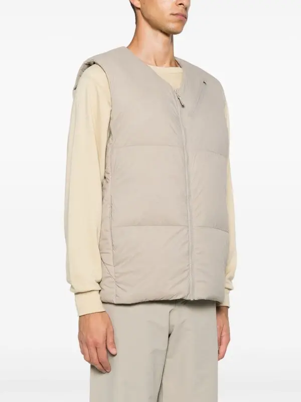 Veilance Conduit Gilet