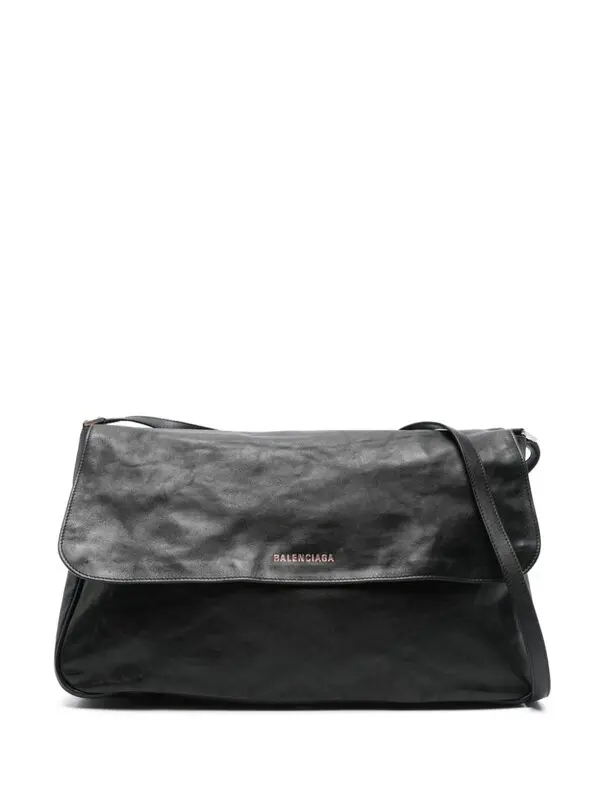美品 Balenciaga 24AW GRUNGY MESSENGER S Balenciaga Medium Grungy Messenger Bag - Black | Editorialist