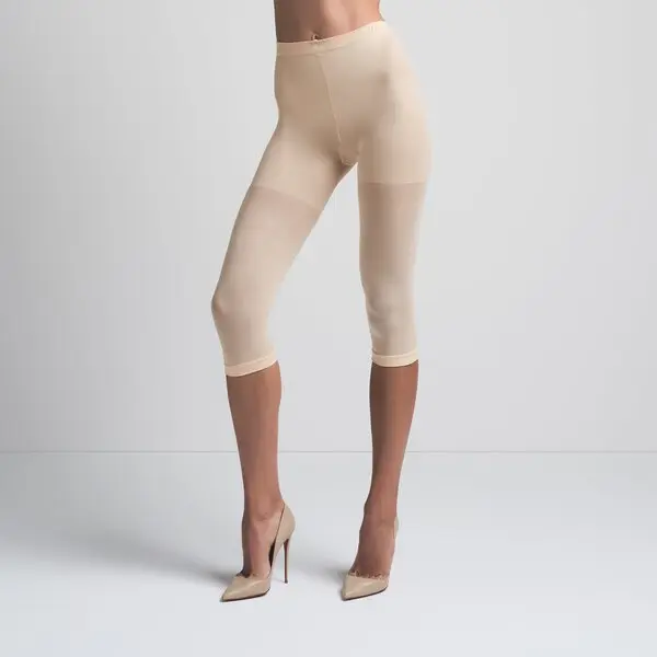 SKIMS Hosiery Shaping Capri Tights - Sand