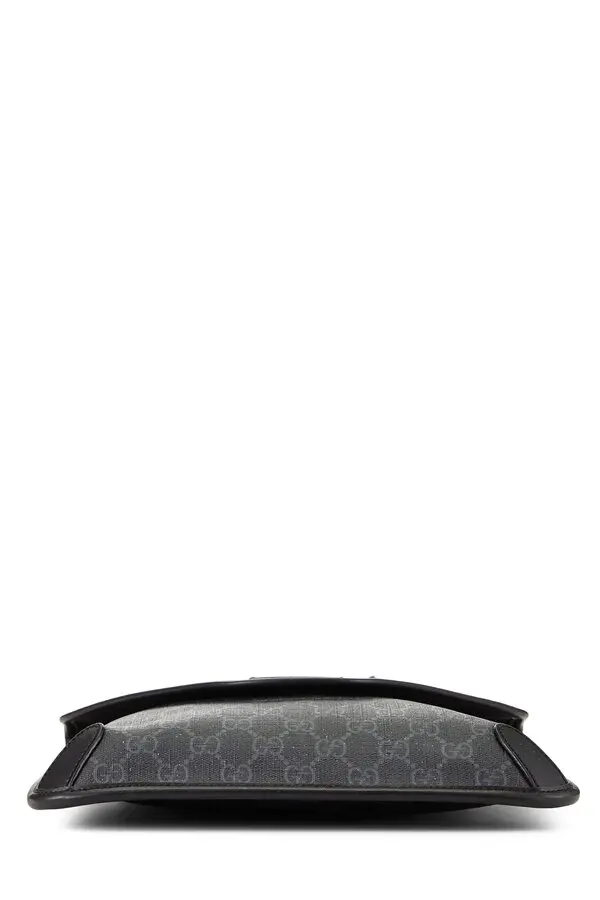 Gucci Original Gg Supreme Messenger Bag - Black