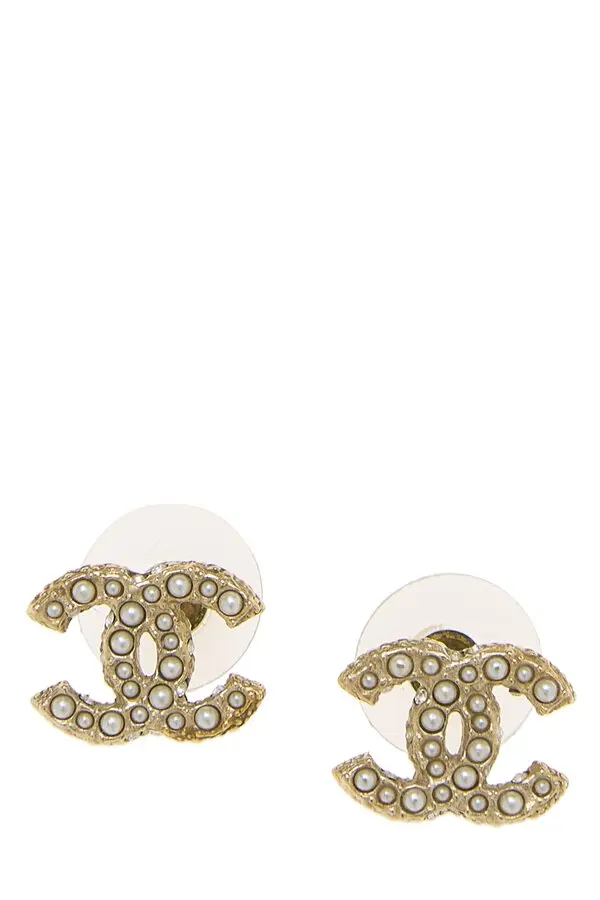 Chanel Cc Stud Earrings - White
