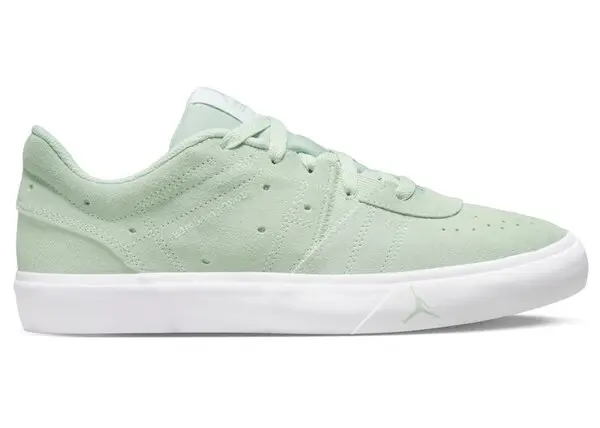 JORDAN Series Sneakers - Pistachio Frost/white