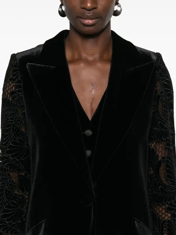 NISSA Floral Embroidered Velvet Blazer