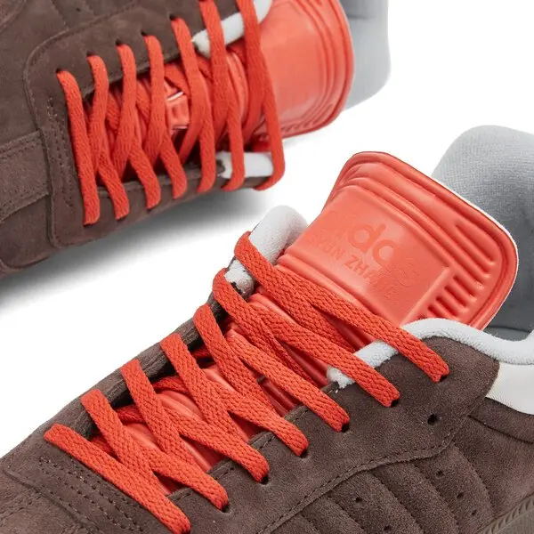 Adidas X Dingyun Zhang Samba Sneaker In Brown Oxide/Surf Red  display picture 3