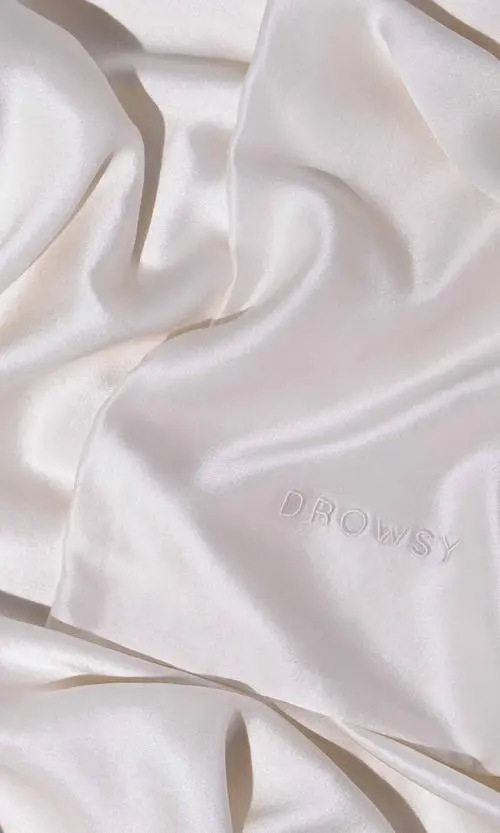 DROWSY SLEEP CO. Silk Pillowcase