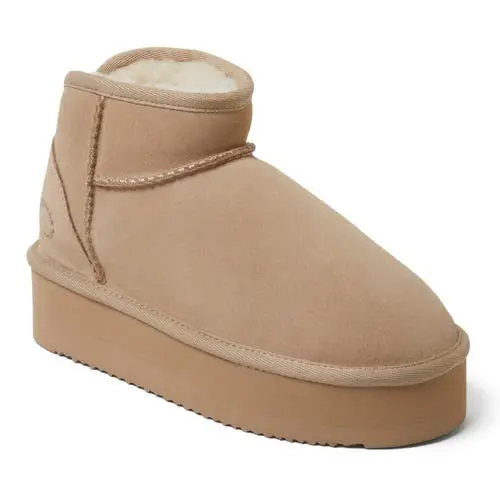 DEARFOAMS Fireside Kingston Genuine Shearling Platform Bootie - Sand