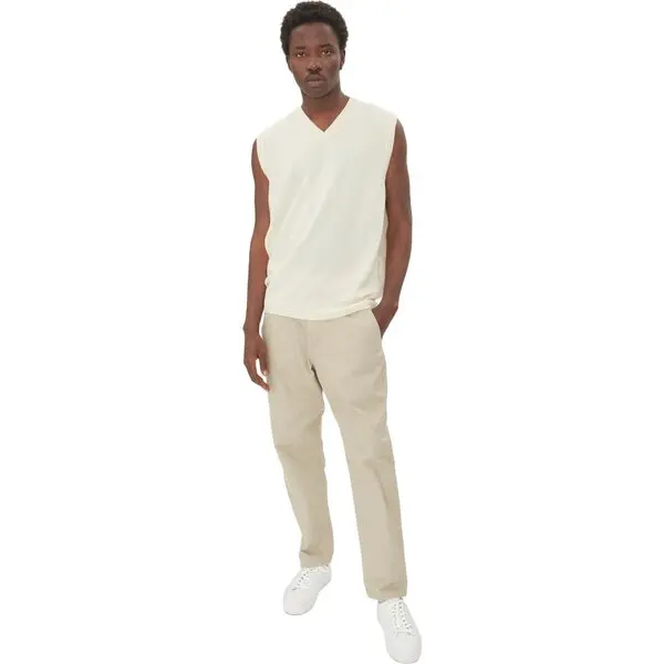 Gobi Cashmere Essential V-neck Cashmere Vest - Marshmallow